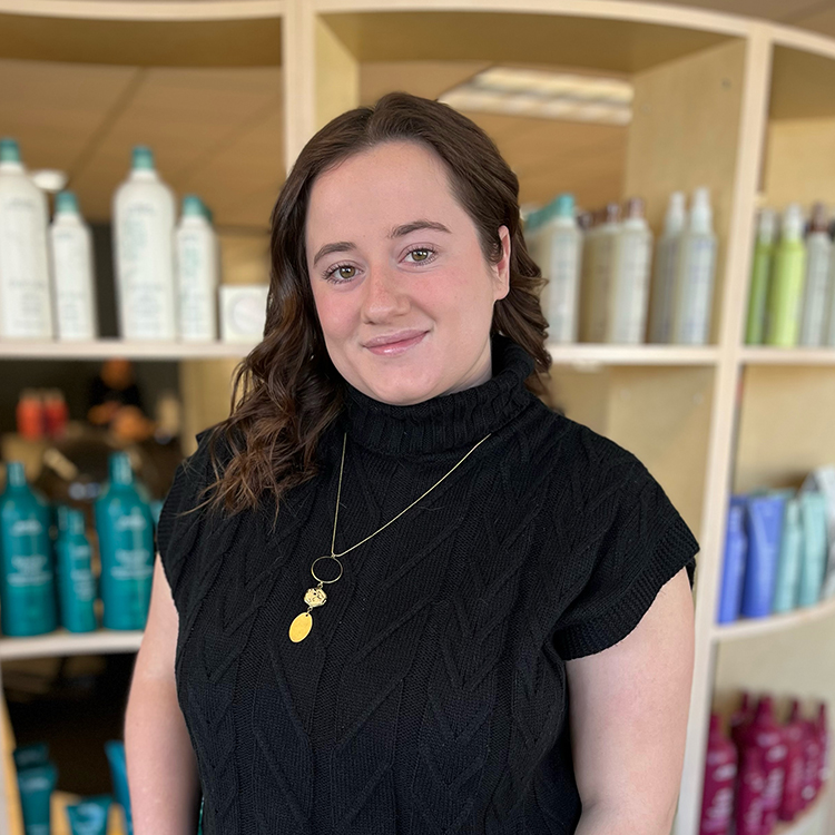 Our Stylists & Therapists – Myra J Salon
